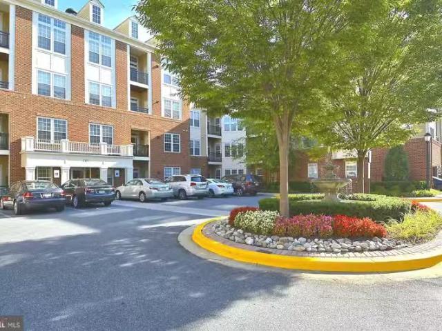 701 Fallsgrove Dr #314, Rockville, MD 20850 MLS MDMC2175110