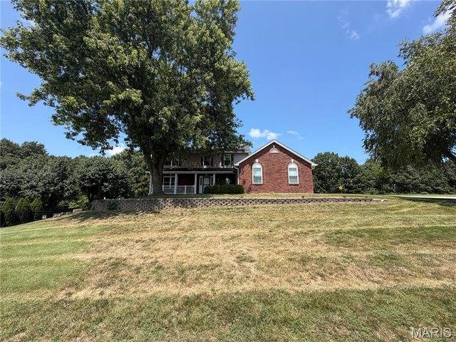 701 Loretta Dr, O'Fallon, MO 63366
