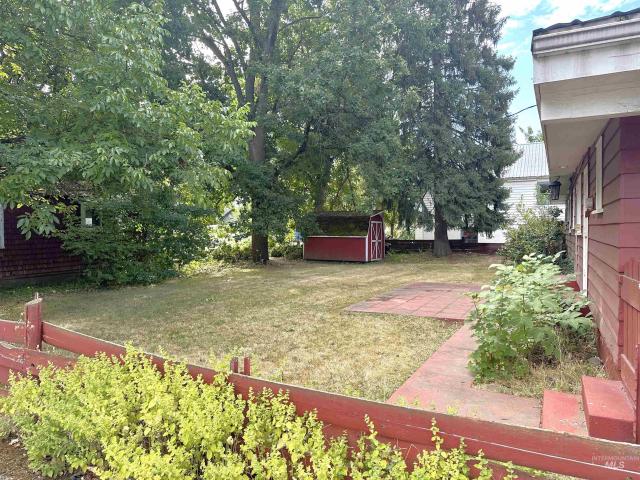 701 Main St & 511 7th St