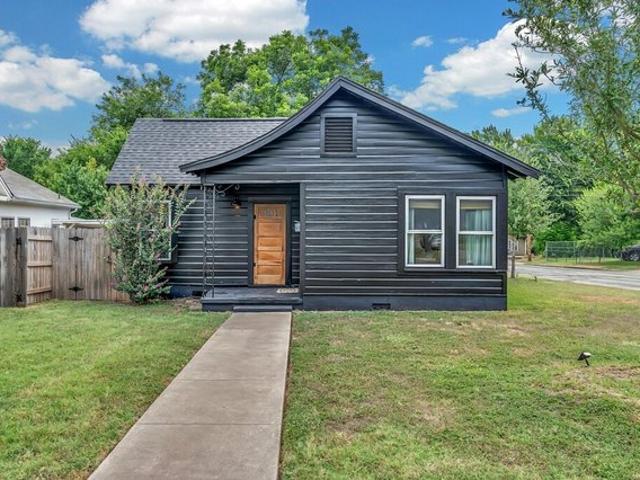701 N 32nd St, Waco, TX 76707
