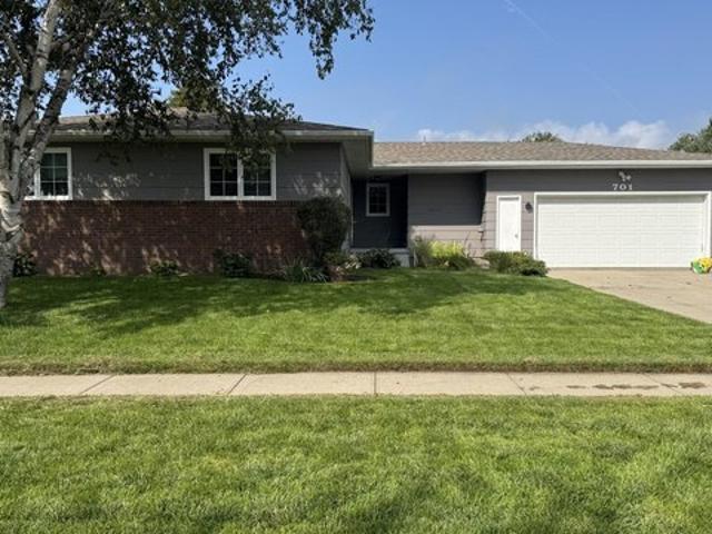 701 N Willow St, Norfolk, NE 68701