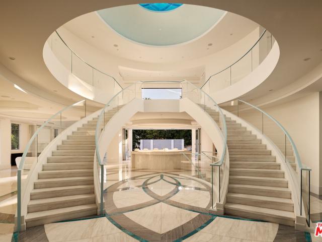 701 N Camden Dr, Beverly Hills, CA 90210 | MLS #26657 | Compass