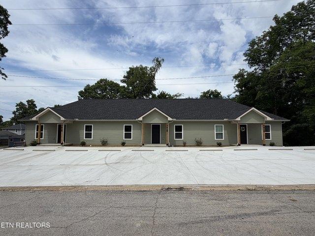 701 N F St, Lenoir City, TN 37771