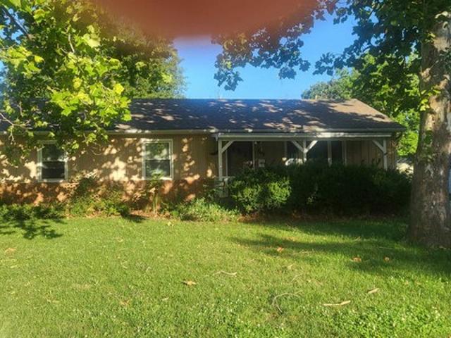 701 N Hartup St, McPherson, KS 67460