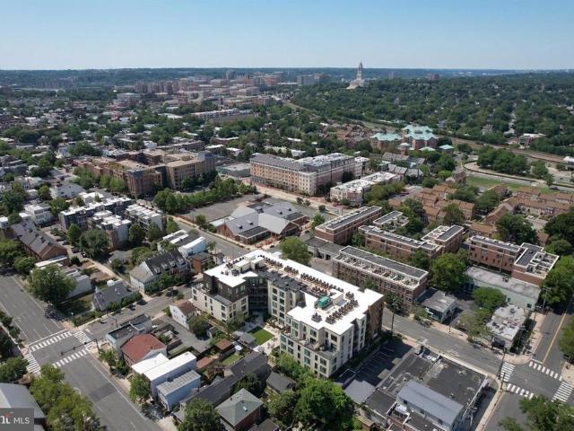 701 N Henry Street # 401