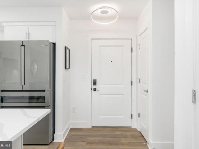 701 N Henry Street # 504