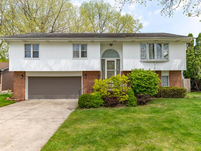 701 N Oriole Court