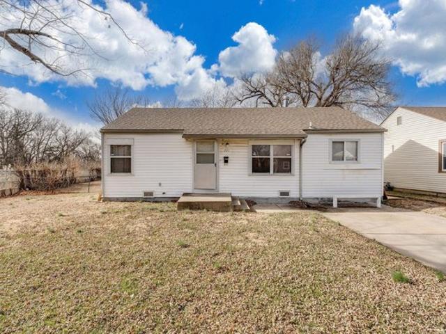 701 N Spruce St, Wichita, KS 67214