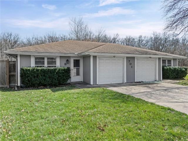 701 NE Banner Drive