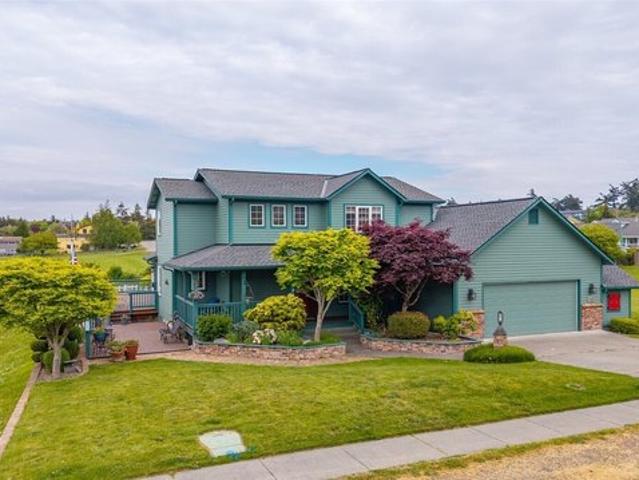 701 NW Krueger St, Coupeville, WA 98239