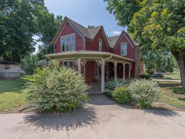 701 S 6th Street