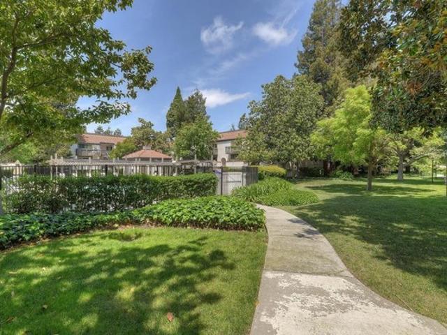701 San Conrado Ter Unit 7, Sunnyvale, CA 94085