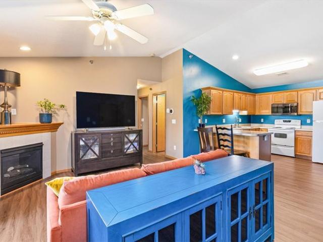 701 SE Dovetail Rd Apt 12, Grimes, IA 50111
