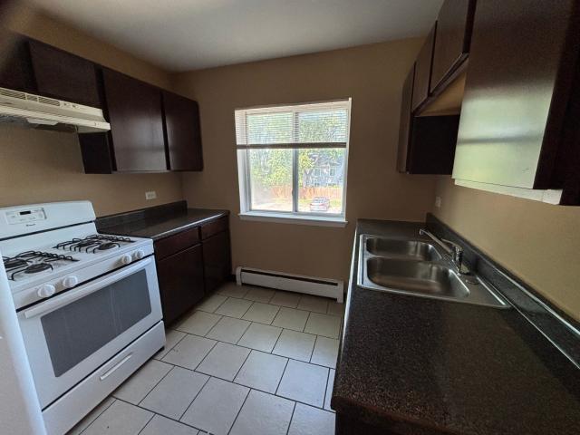 701 spruce Court # 4