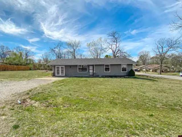 701 SUMMERHILL DR, GASSVILLE, AR 72635 Single Family Residence.