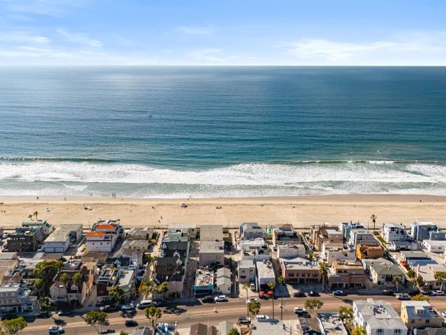 701 Sunset Ct, San Diego, CA 92109 | MLS #250040 | Compass