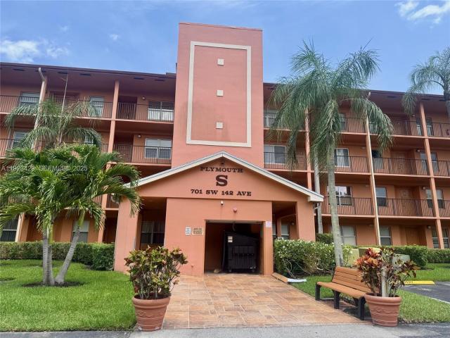 701 SW 142nd Ave, Unit 414S, Pembroke Pines, FL 33027 | MLS #A11923
