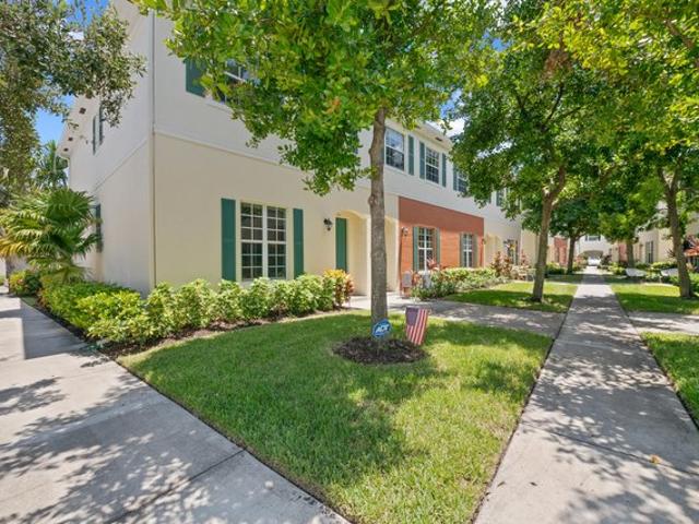 701 SW 1st Ter, Pompano Beach, FL 33060