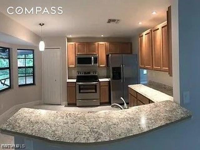 701 SW 9th Ave, Cape Coral, FL