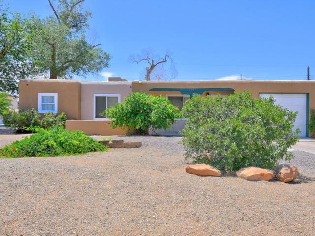 701 Palomas Dr NE, Albuquerque, NM 87108