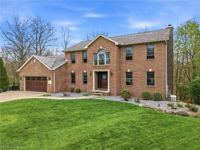 701 Ravine Drive N