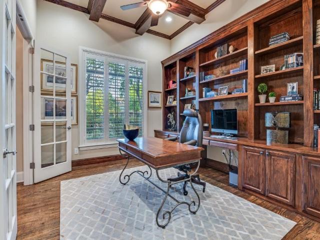 701 Regency Ct, Denton, TX 76210 | MLS #21225