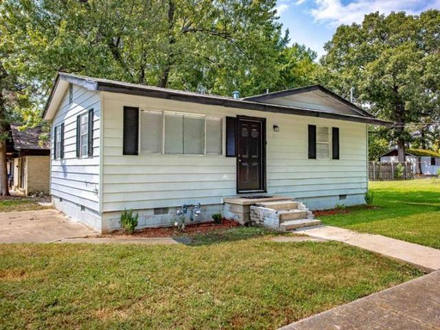 701 W 36th St, North Little Rock, AR 72118