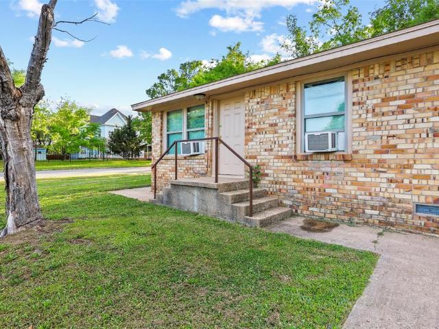 701 W Hull Street # 101 2