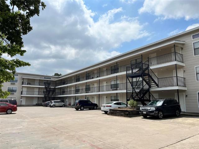 701 W Sycamore St, Unit 104, Denton, TX 76201 | MLS #21254