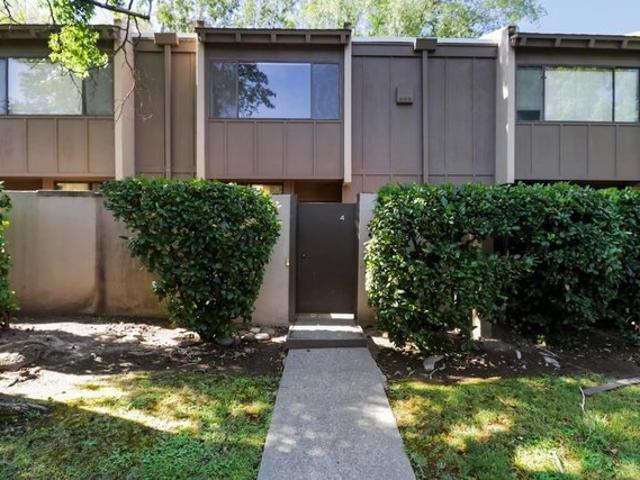 701 Woodside Ln E Unit 4, Sacramento, CA 95825