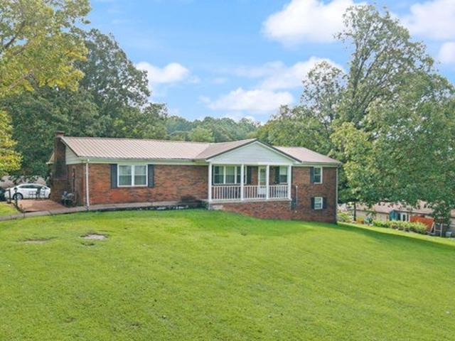 701 Whitaker Ln, Ferguson, KY 42533