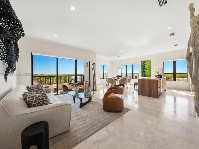 701 Valencia Ave Unit 601, Coral Gables, US, FL