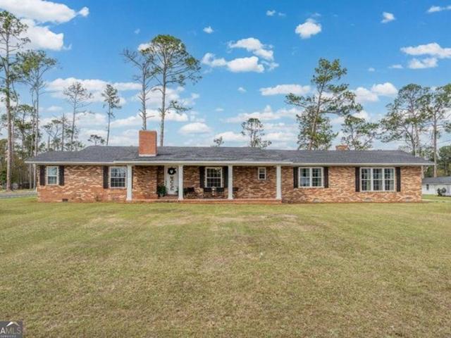 701 Van Streat Hwy, Nicholls, GA 31554