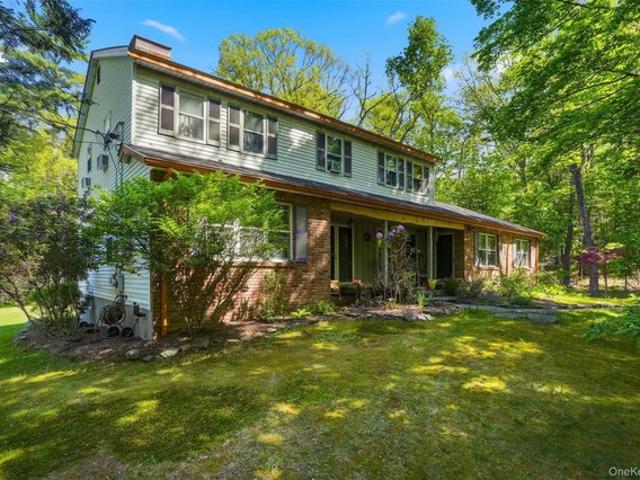 701 Zena Highwoods Rd, Kingston, NY 12401