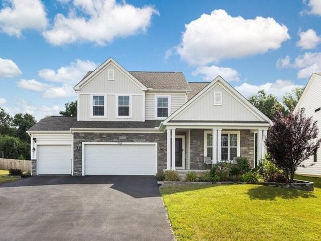 7024 McQueen Dr NW, Pickerington, OH 43147
