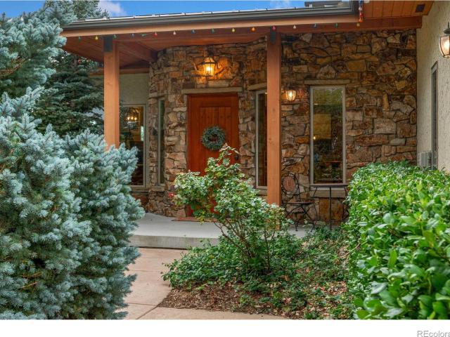 7024 Daryn Lane