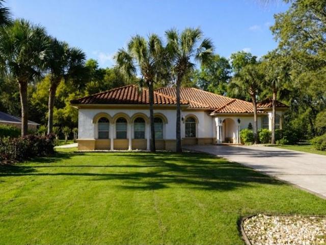 7024 Summit Dr, Navarre, FL 32566