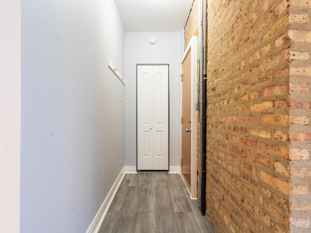 7025 N Sheridan Road # 1N