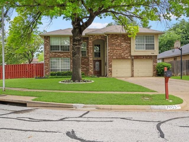 7025 Escondido Dr, Arlington, TX 76016