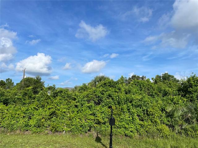 7025 Lauretta St, Englewood, FL 34224 | MLS #C7512