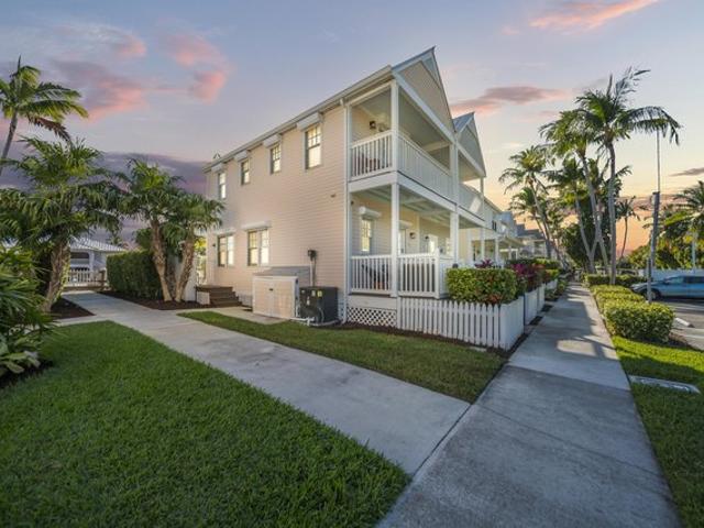 7026 Harbor Village Dr, Duck, FL 33050