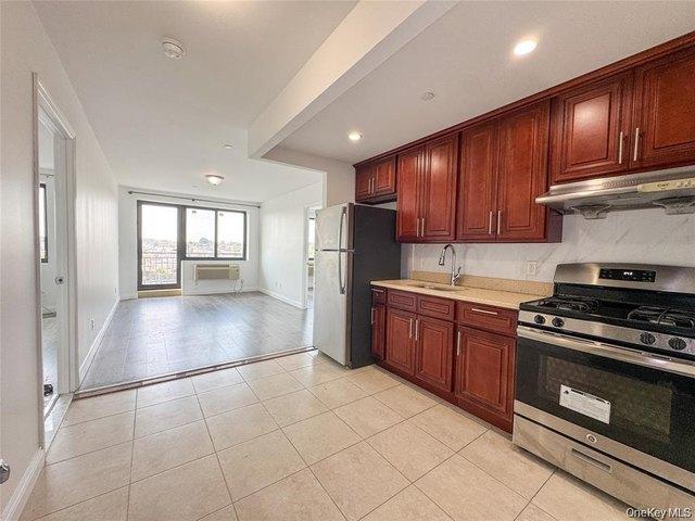 7026 Queens Blvd Apt 7F, Woodside, NY 11377