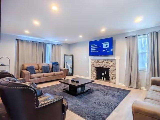 7026 Sunbury Rd, Westerville, OH 43082