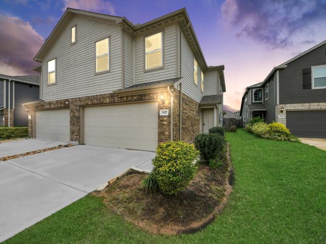 7027 Cedar Breeze Court