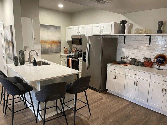 7027 Farm to Market Rd, San Antonio, TX 78244