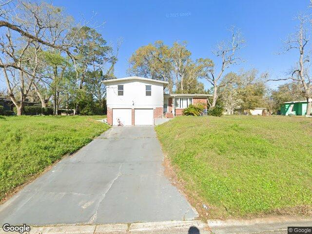 7028 Rhode Island Dr E, Jacksonville, FL 32209