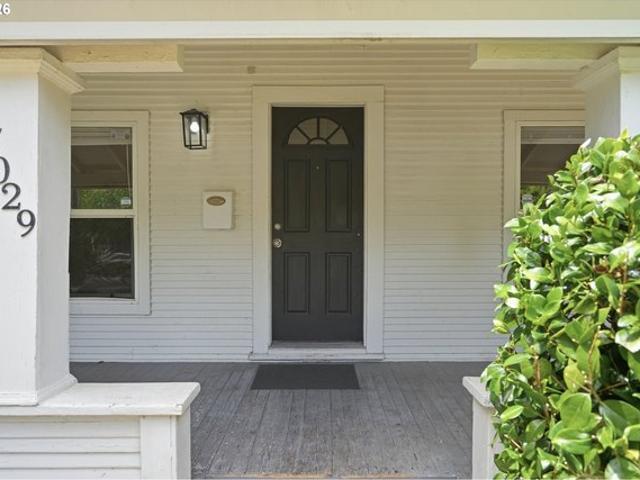 7029 SE 85th Ave, Portland, OR 97266