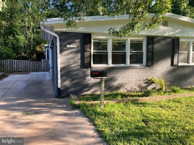 7029 Woodley Lane