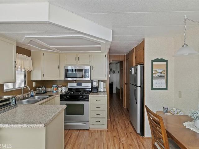 70201 Aurora Rd, Unit 225, Desert Hot Springs, CA 92241 | MLS #IG26004