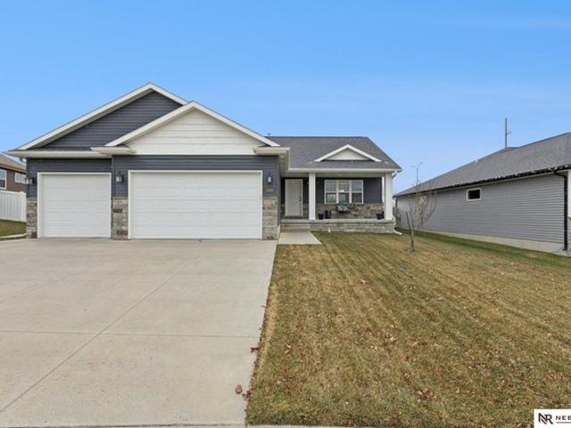 7020 N 13th St, Lincoln, NE 68521